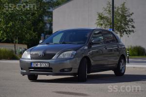 Grey Toyota Corolla 2002 in Riga, with an engine capacity of 1.60 L and mileage of 225 thousand km for 1490 €, photo 2 on AUTOMOTO.COM.LV