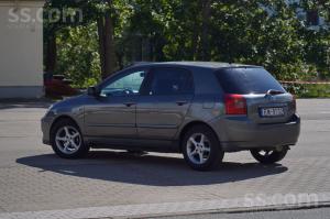 Grey Toyota Corolla 2002 in Riga, with an engine capacity of 1.60 L and mileage of 225 thousand km for 1490 €, photo 3 on AUTOMOTO.COM.LV
