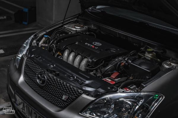 Pelēks Toyota Corolla 2002 Viļņa, ar dzinēja tilpumu 1.80 L un nobraukumu 244 tūkst. km par 4599 €, foto 10 vietnē AUTOMOTO.COM.LV