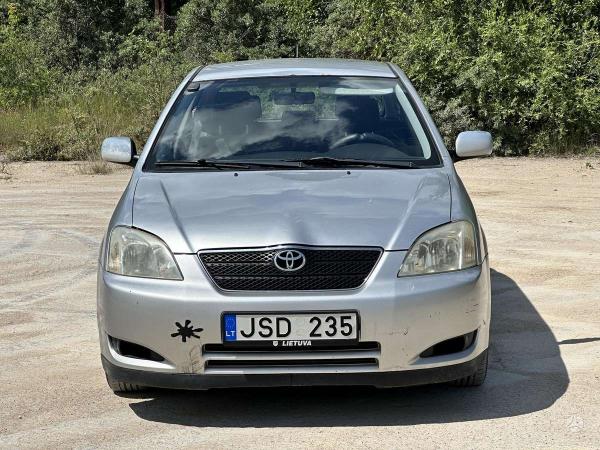 Серый Тойота Королла 2002 в Вильнюс, объемом двигателя 2.00 л и пробегом 300 тыс. км за 999 €, фото 8 на AUTOMOTO.COM.LV