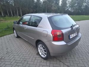 Grey Toyota Corolla 2002 in Utena, with an engine capacity of 1.80 L and mileage of 122 thousand km for 8850 €, photo 11 on AUTOMOTO.COM.LV
