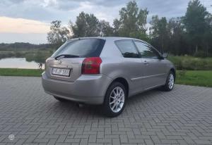 Grey Toyota Corolla 2002 in Utena, with an engine capacity of 1.80 L and mileage of 122 thousand km for 8850 €, photo 13 on AUTOMOTO.COM.LV