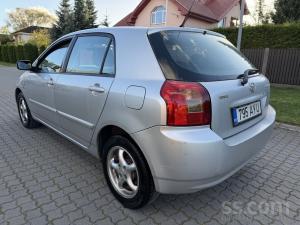Серый Тойота Королла 2002 в Рига, объемом двигателя 2.00 л и пробегом 294 тыс. км за 1500 €, фото 3 на AUTOMOTO.COM.LV