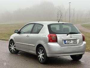 Grey Toyota Corolla 2003 in Vilnius, with an engine capacity of 1.40 L and mileage of 180 thousand km for 699 €, photo 6 on AUTOMOTO.COM.LV