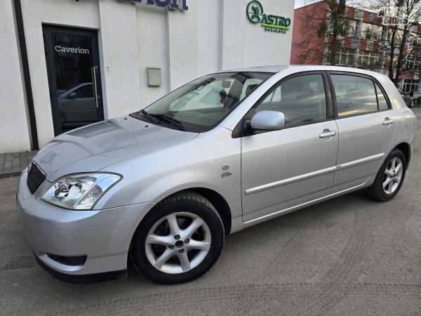 Grey Toyota Corolla 2003 in Kaunas, with an engine capacity of 2.00 L and mileage of 320 thousand km for 1400 €, photo 2 on AUTOMOTO.COM.LV