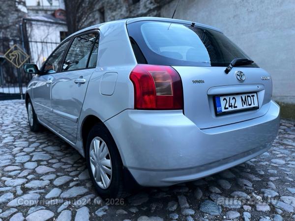 Pelēks Toyota Corolla 2003 Tallina, ar dzinēja tilpumu 1.40 L un nobraukumu 200 tūkst. km par 1999 €, foto 4 vietnē AUTOMOTO.COM.LV