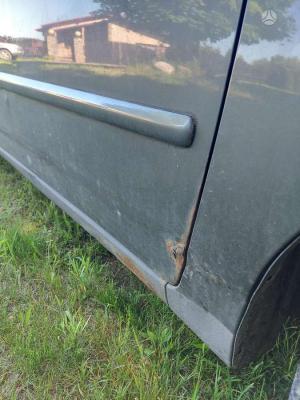 Pelēks Toyota Corolla 2003 Klaipėda, ar dzinēja tilpumu 2.00 L un nobraukumu 347 tūkst. km par 800 €, foto 14 vietnē AUTOMOTO.COM.LV