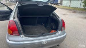 Pelēks Toyota Corolla 2003 Marijampole, ar dzinēja tilpumu 2.00 L un nobraukumu 200 tūkst. km par 1100 €, foto 13 vietnē AUTOMOTO.COM.LV