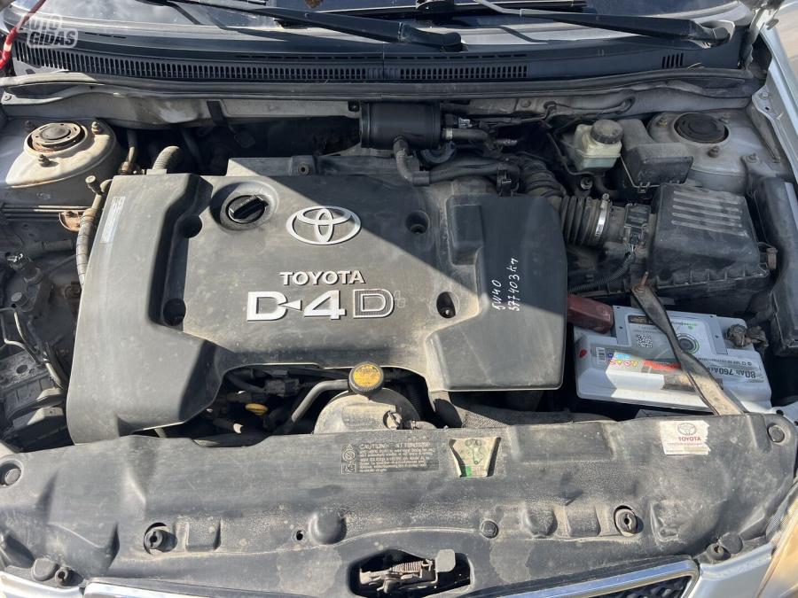 Grey Toyota Corolla 2003 in Siauliai, with an engine capacity of 2.00 L and mileage of 0 thousand km for 939 €, photo 29 on AUTOMOTO.COM.LV