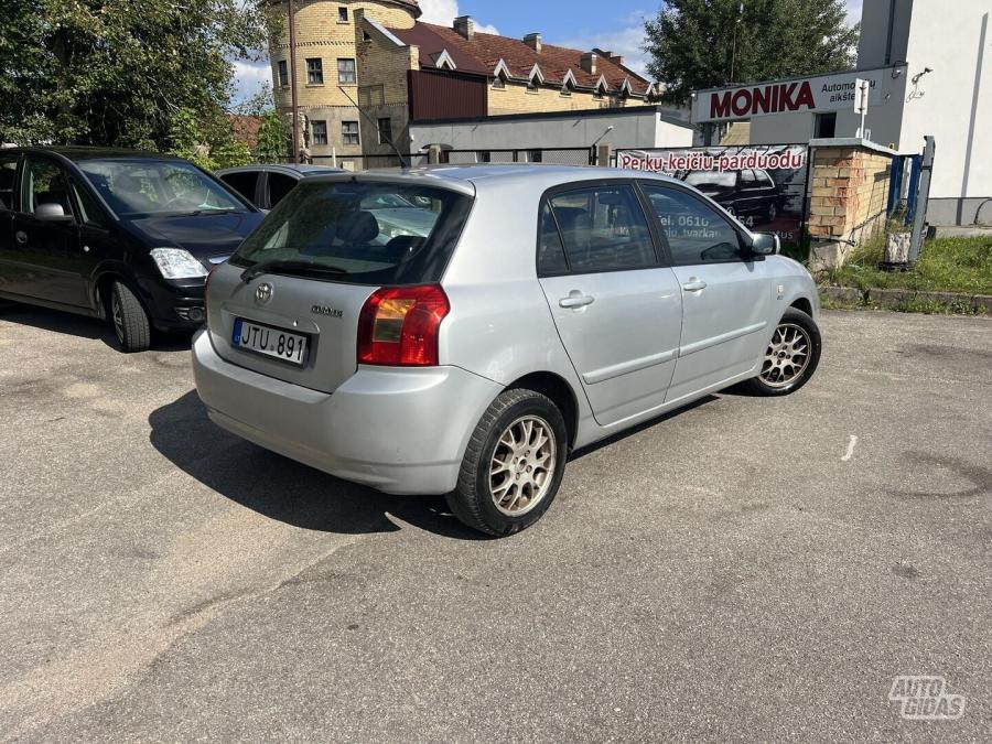 Pelēks Toyota Corolla 2003 Šauļi, ar dzinēja tilpumu 2.00 L un nobraukumu 0 tūkst. km par 939 €, foto 7 vietnē AUTOMOTO.COM.LV