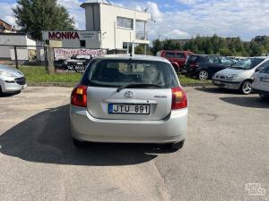 Pelēks Toyota Corolla 2003 Šauļi, ar dzinēja tilpumu 2.00 L un nobraukumu 0 tūkst. km par 939 €, foto 8 vietnē AUTOMOTO.COM.LV