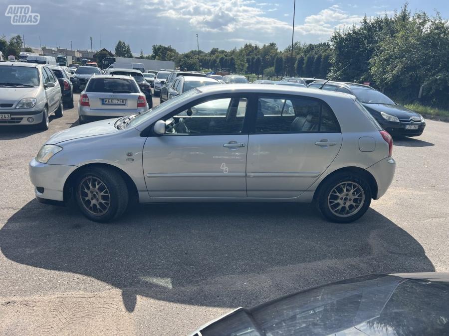 Pelēks Toyota Corolla 2003 Šauļi, ar dzinēja tilpumu 2.00 L un nobraukumu 0 tūkst. km par 939 €, foto 10 vietnē AUTOMOTO.COM.LV