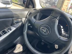Pelēks Toyota Corolla 2003 Šauļi, ar dzinēja tilpumu 2.00 L un nobraukumu 0 tūkst. km par 939 €, foto 17 vietnē AUTOMOTO.COM.LV