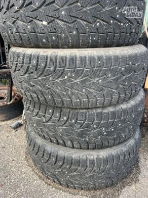 Pelēks Toyota Corolla 2003 Šauļi, ar dzinēja tilpumu 2.00 L un nobraukumu 0 tūkst. km par 939 €, foto 24 vietnē AUTOMOTO.COM.LV
