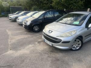 Pelēks Toyota Corolla 2003 Šauļi, ar dzinēja tilpumu 2.00 L un nobraukumu 0 tūkst. km par 939 €, foto 31 vietnē AUTOMOTO.COM.LV