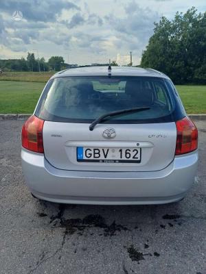Grey Toyota Corolla 2003 in Vilnius, with an engine capacity of 1.50 L and mileage of 146 thousand km for 1500 €, photo 5 on AUTOMOTO.COM.LV