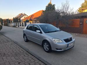 Pelēks Toyota Corolla 2004 Marijampole, ar dzinēja tilpumu 1.60 L un nobraukumu 200 tūkst. km par 2899 €, foto 5 vietnē AUTOMOTO.COM.LV