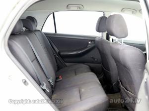 Grey Toyota Corolla 2004 in Tallinn, with an engine capacity of 1.40 L and mileage of 189 thousand km for 999 €, photo 8 on AUTOMOTO.COM.LV