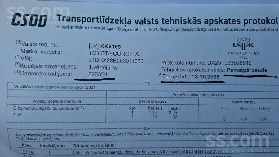 Pelēks Toyota Corolla 2004 Daugavpils, ar dzinēja tilpumu 2.00 L un nobraukumu 303 tūkst. km par 998 €, foto 12 vietnē AUTOMOTO.COM.LV