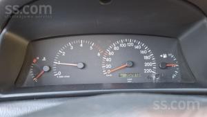 Pelēks Toyota Corolla 2004 Daugavpils, ar dzinēja tilpumu 2.00 L un nobraukumu 303 tūkst. km par 998 €, foto 13 vietnē AUTOMOTO.COM.LV