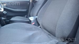 Pelēks Toyota Corolla 2004 Daugavpils, ar dzinēja tilpumu 2.00 L un nobraukumu 303 tūkst. km par 998 €, foto 19 vietnē AUTOMOTO.COM.LV