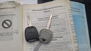 Pelēks Toyota Corolla 2004 Daugavpils, ar dzinēja tilpumu 2.00 L un nobraukumu 303 tūkst. km par 998 €, foto 28 vietnē AUTOMOTO.COM.LV