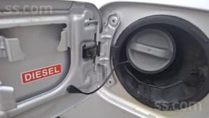 Pelēks Toyota Corolla 2004 Daugavpils, ar dzinēja tilpumu 2.00 L un nobraukumu 303 tūkst. km par 998 €, foto 31 vietnē AUTOMOTO.COM.LV