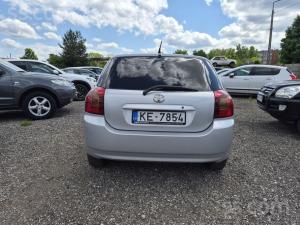 Pelēks Toyota Corolla 2004 Daugavpils, ar dzinēja tilpumu 2.00 L un nobraukumu 0 tūkst. km par 2050 €, foto 5 vietnē AUTOMOTO.COM.LV