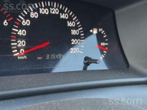 Pelēks Toyota Corolla 2004 Daugavpils, ar dzinēja tilpumu 2.00 L un nobraukumu 0 tūkst. km par 2050 €, foto 10 vietnē AUTOMOTO.COM.LV