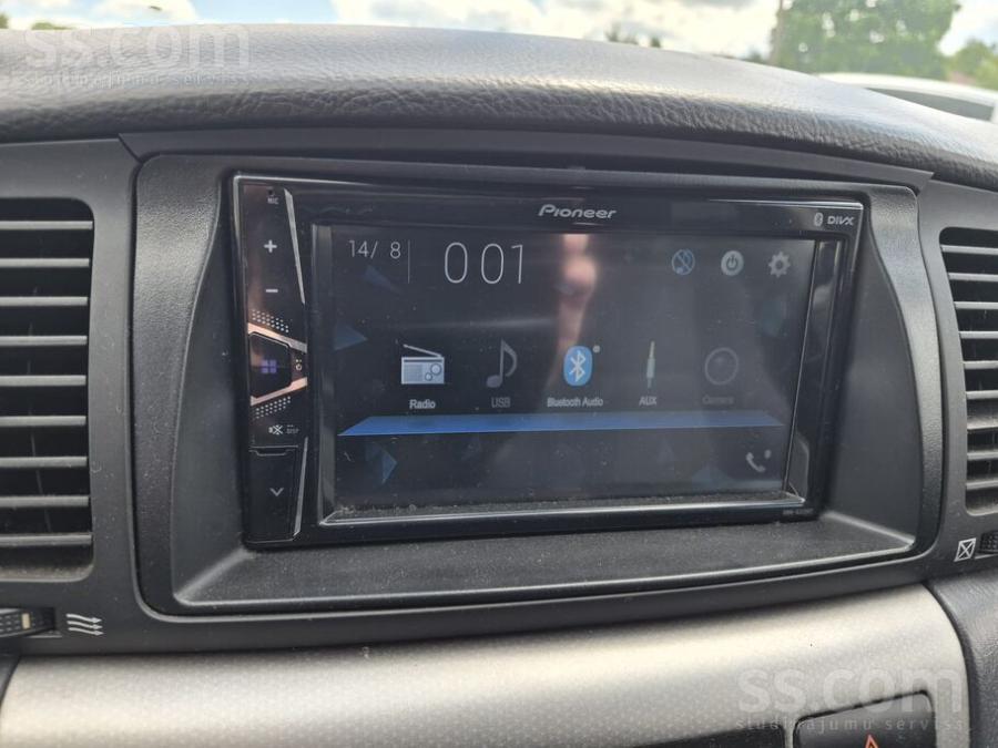 Pelēks Toyota Corolla 2004 Daugavpils, ar dzinēja tilpumu 2.00 L un nobraukumu 0 tūkst. km par 2050 €, foto 12 vietnē AUTOMOTO.COM.LV