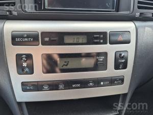 Pelēks Toyota Corolla 2004 Daugavpils, ar dzinēja tilpumu 2.00 L un nobraukumu 0 tūkst. km par 2050 €, foto 13 vietnē AUTOMOTO.COM.LV