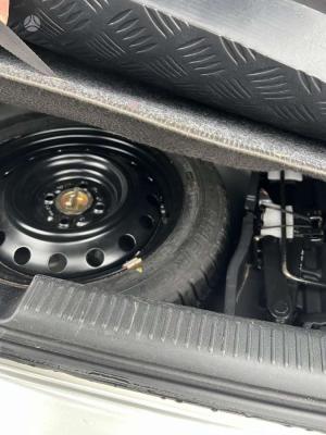 Pelēks Toyota Corolla 2004 Šauļi, ar dzinēja tilpumu 2.00 L un nobraukumu 91 tūkst. km par 2500 €, foto 16 vietnē AUTOMOTO.COM.LV