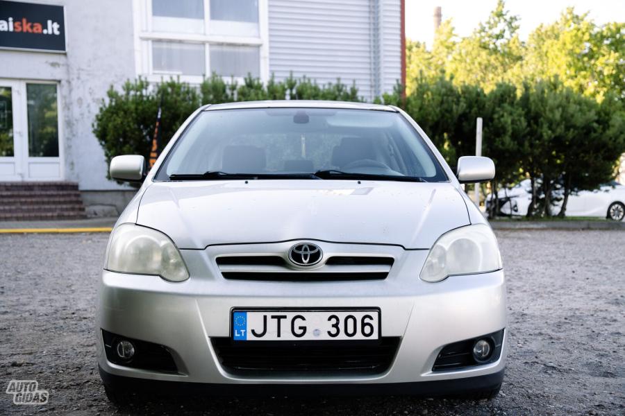 Grey Toyota Corolla 2004 in Klaipeda, with an engine capacity of 1.60 L and mileage of 250 thousand km for 1600 €, photo 14 on AUTOMOTO.COM.LV