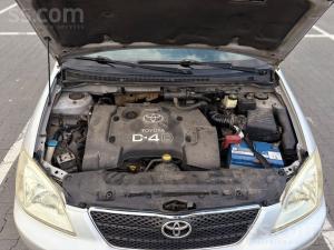 Grey Toyota Corolla 2004 in Valmiera, with an engine capacity of 2.00 L and mileage of 342 thousand km for 1500 €, photo 4 on AUTOMOTO.COM.LV