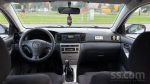 Grey Toyota Corolla 2004 in Valmiera, with an engine capacity of 2.00 L and mileage of 342 thousand km for 1500 €, photo 5 on AUTOMOTO.COM.LV