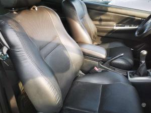 Pelēks Toyota Corolla 2004 Viļņa, ar dzinēja tilpumu 1.80 L un nobraukumu 93 tūkst. km par 3450 €, foto 11 vietnē AUTOMOTO.COM.LV