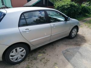 Grey Toyota Corolla 2004 in Moletai, with an engine capacity of 2.00 L and mileage of 281 thousand km for 1200 €, photo 8 on AUTOMOTO.COM.LV
