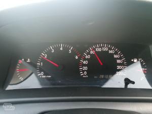 Grey Toyota Corolla 2004 in Moletai, with an engine capacity of 2.00 L and mileage of 281 thousand km for 1200 €, photo 17 on AUTOMOTO.COM.LV