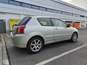 Pelēks Toyota Corolla 2004 Viļņa, ar dzinēja tilpumu 2.00 L un nobraukumu 266 tūkst. km par 1200 €, foto 8 vietnē AUTOMOTO.COM.LV