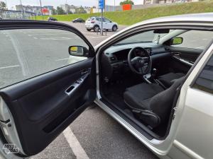Pelēks Toyota Corolla 2004 Viļņa, ar dzinēja tilpumu 2.00 L un nobraukumu 266 tūkst. km par 1200 €, foto 14 vietnē AUTOMOTO.COM.LV