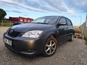 Grey Toyota Corolla 2004 in Klaipeda, with an engine capacity of 2.00 L and mileage of 245 thousand km for 199 €, photo 3 on AUTOMOTO.COM.LV
