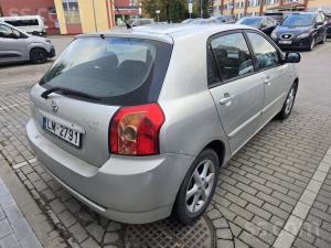 Grey Toyota Corolla 2004 in Riga, with an engine capacity of 2.00 L and mileage of 232 thousand km for 1200 €, photo 6 on AUTOMOTO.COM.LV