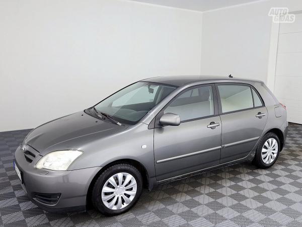 Grey Toyota Corolla 2005 in Tallinn, with an engine capacity of 1.60 L and mileage of 334 thousand km for 1499 €, photo 2 on AUTOMOTO.COM.LV