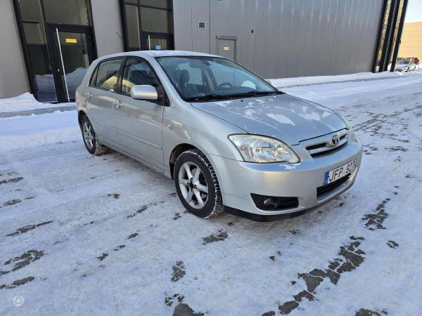 Grey Toyota Corolla 2005 in Vilnius, with an engine capacity of 1.36 L and mileage of 296 thousand km for 2000 €, photo 6 on AUTOMOTO.COM.LV