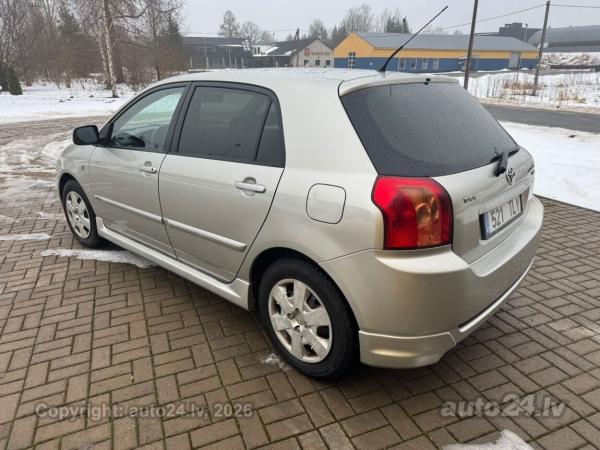 Pelēks Toyota Corolla 2005 Jegeva, ar dzinēja tilpumu 1.40 L un nobraukumu 286 tūkst. km par 2200 €, foto 2 vietnē AUTOMOTO.COM.LV