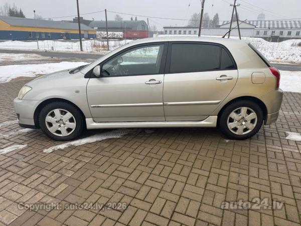 Pelēks Toyota Corolla 2005 Jegeva, ar dzinēja tilpumu 1.40 L un nobraukumu 286 tūkst. km par 2200 €, foto 5 vietnē AUTOMOTO.COM.LV