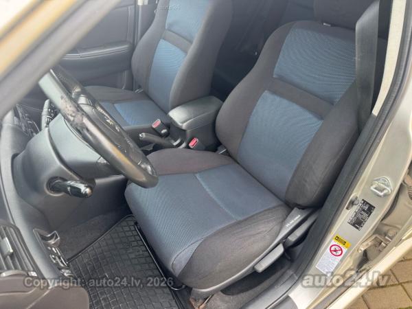 Grey Toyota Corolla 2005 in Jogeva, with an engine capacity of 1.40 L and mileage of 286 thousand km for 2200 €, photo 11 on AUTOMOTO.COM.LV