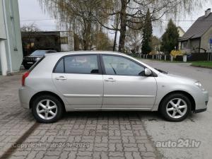 Pelēks Toyota Corolla 2005 Tallina, ar dzinēja tilpumu 1.40 L un nobraukumu 230 tūkst. km par 2790 €, foto 4 vietnē AUTOMOTO.COM.LV