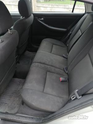 Pelēks Toyota Corolla 2005 Tallina, ar dzinēja tilpumu 1.40 L un nobraukumu 230 tūkst. km par 2790 €, foto 19 vietnē AUTOMOTO.COM.LV
