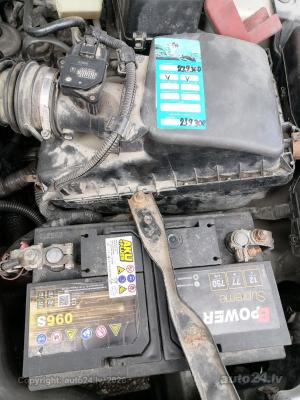 Pelēks Toyota Corolla 2005 Tallina, ar dzinēja tilpumu 1.40 L un nobraukumu 230 tūkst. km par 2790 €, foto 23 vietnē AUTOMOTO.COM.LV